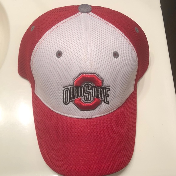 Accessories | Fitted Hat | Poshmark